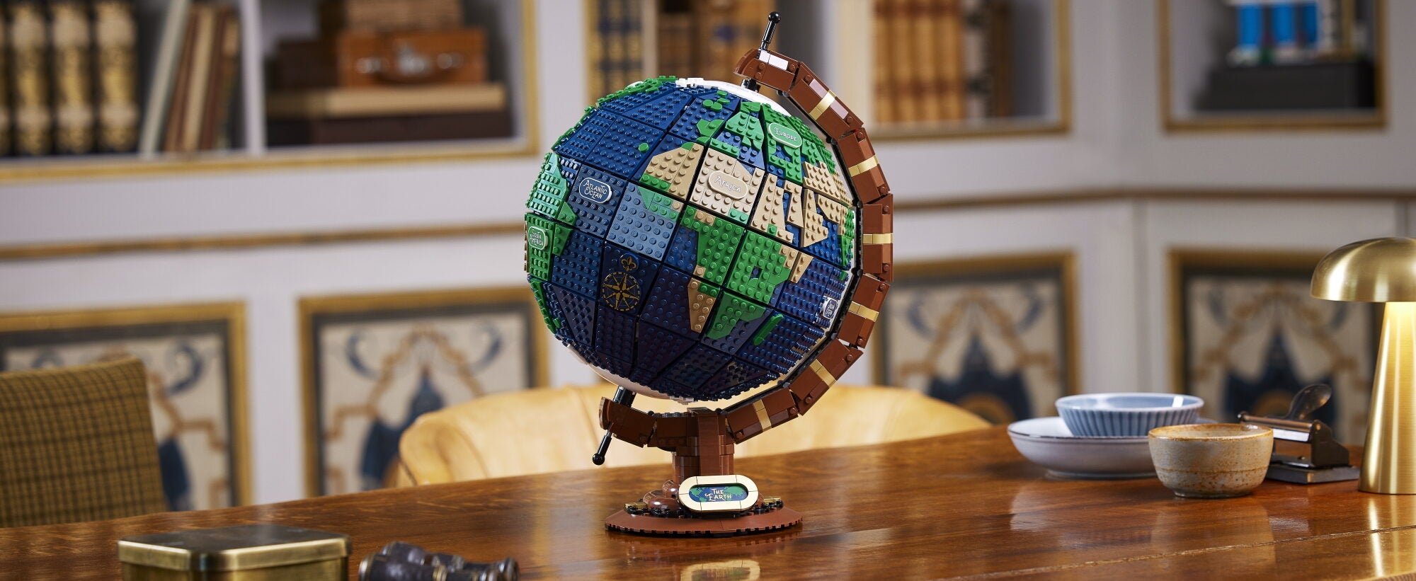 LEGO's New 2585-Piece Globe Spins and Glows in the Dark - RedFlagDeals.com