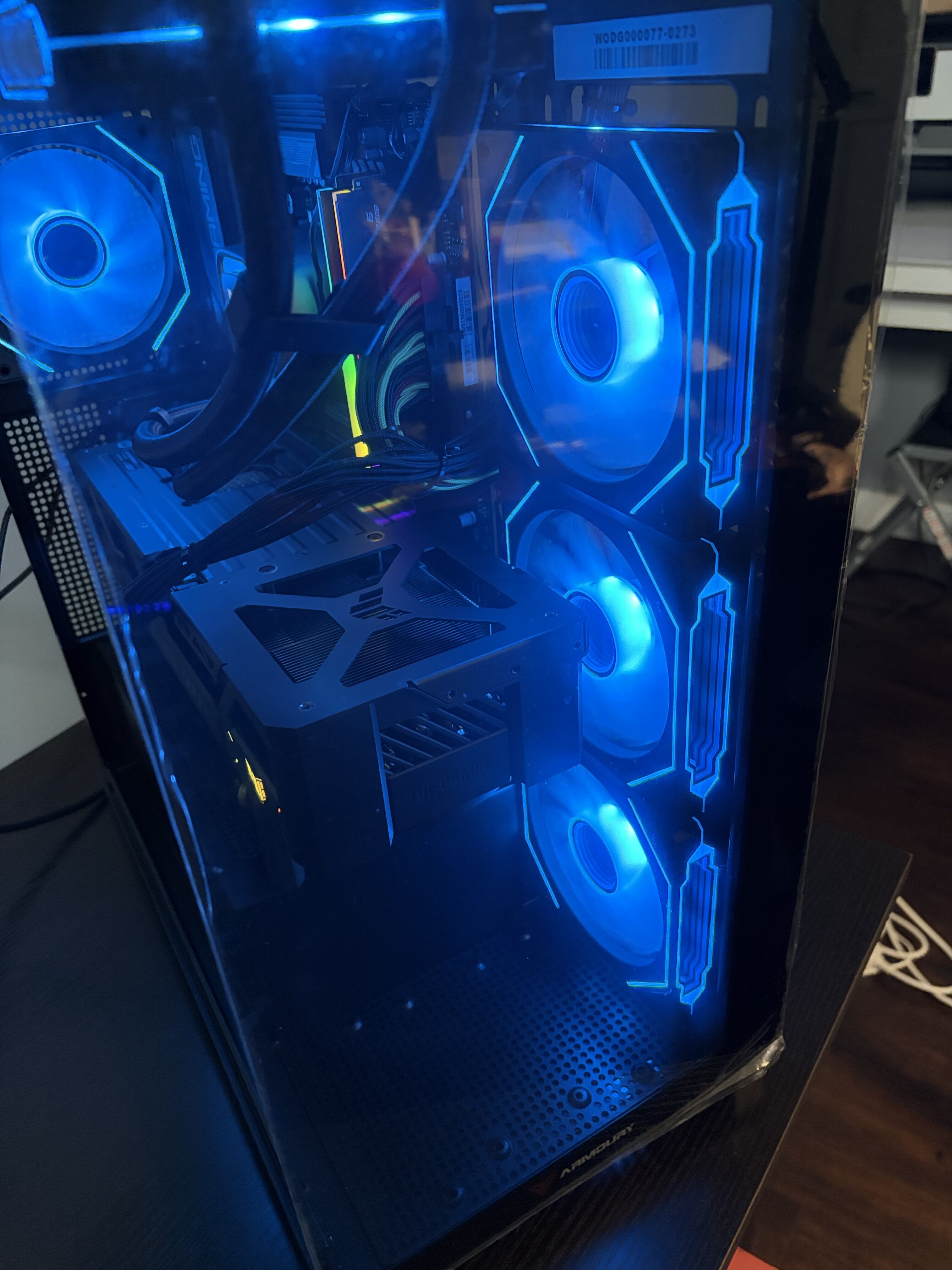 Brand new gaming PC 9800X3D, RTX5080 OC, 64GB RAM, 2TB SSD, 1500W Power ...